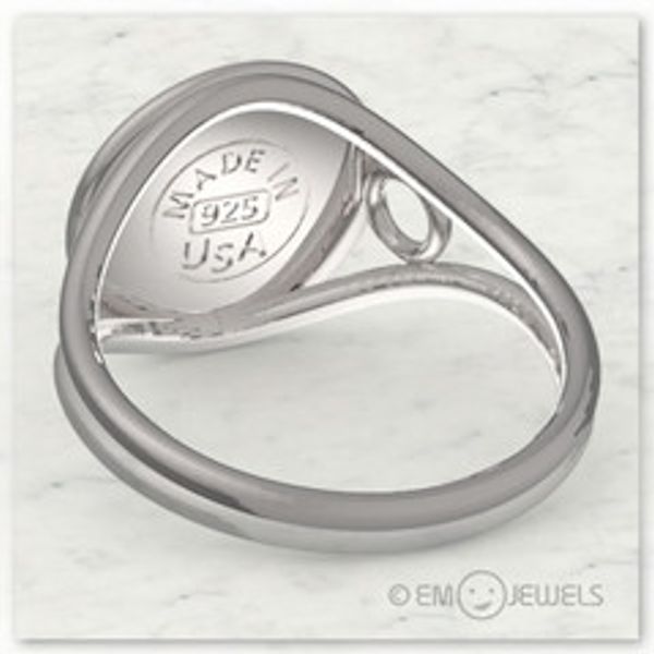 Ring Inside | The Crystal Pineapple